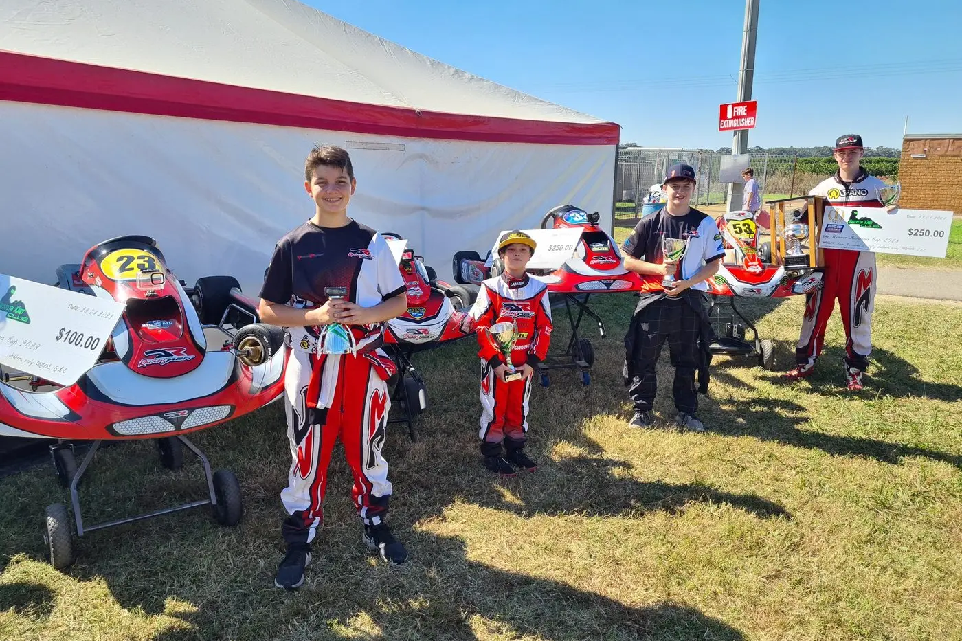 Southern Stars light up Dubbo track at Lincoln Park raceway